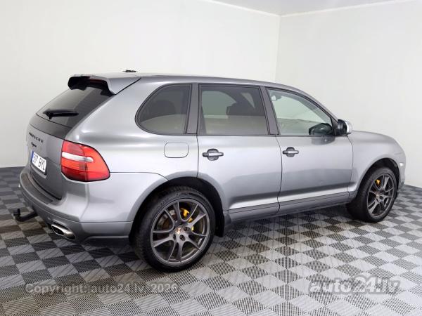 Pelēks Porsche Cayenne 2009 Tallina, ar dzinēja tilpumu 3.00 L un nobraukumu 392 tūkst. km par 5999 €, foto 3 vietnē AUTOMOTO.COM.LV