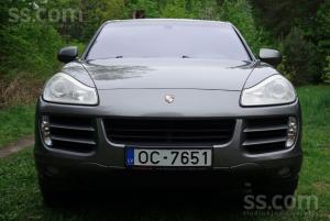 Серый Порше Каен 2009 в Рига, объемом двигателя 3.00 л и пробегом 295 тыс. км за 9998 €, фото 3 на AUTOMOTO.COM.LV