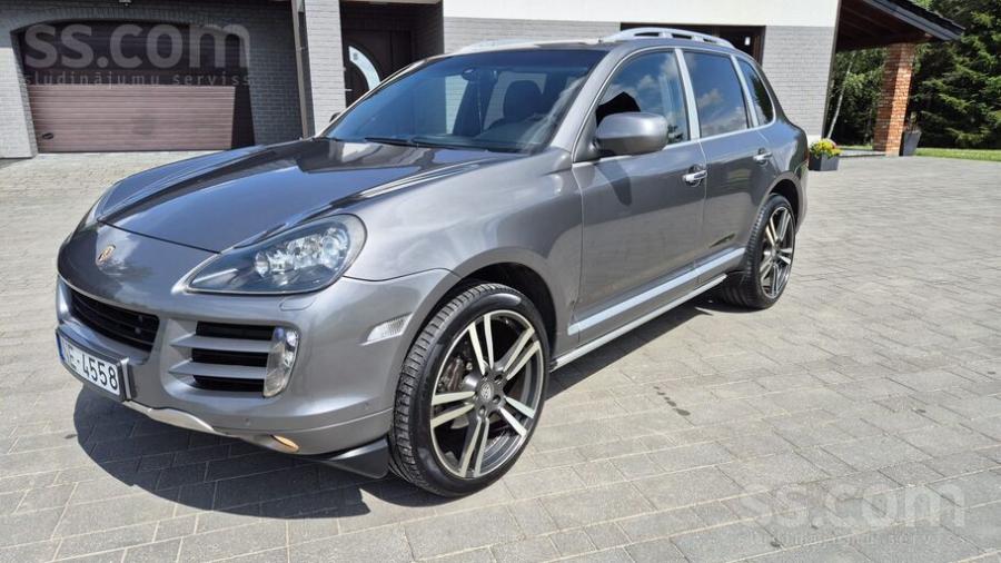 Grey Porsche Cayenne 2009 in Jekabpils, with an engine capacity of 3.00 L and mileage of 227 thousand km for 9500 €, photo 6 on AUTOMOTO.COM.LV