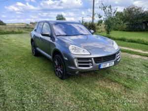 Grey Porsche Cayenne 2009 in Rakvere, with an engine capacity of 3.00 L and mileage of 394 thousand km for 8600 €, photo 23 on AUTOMOTO.COM.LV