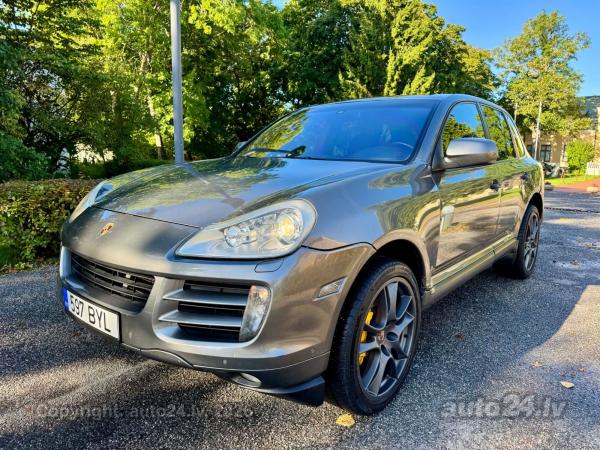 Grey Porsche Cayenne 2009 in Tallinn, with an engine capacity of 3.00 L and mileage of 380 thousand km for 8199 €, photo 4 on AUTOMOTO.COM.LV