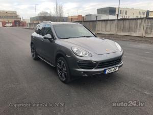 Grey Porsche Cayenne 2011 in Tallinn, with an engine capacity of 4.80 L and mileage of 298 thousand km for 9000 €, photo 4 on AUTOMOTO.COM.LV