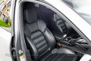 Grey Porsche Cayenne 2011 in Tallinn, with an engine capacity of 4.80 L and mileage of 297 thousand km for 11000 €, photo 19 on AUTOMOTO.COM.LV