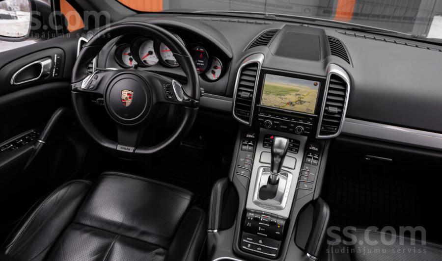 Pelēks Porsche Cayenne 2011 Jelgava, ar dzinēja tilpumu 3.00 L un nobraukumu 293 tūkst. km par 16200 €, foto 12 vietnē AUTOMOTO.COM.LV