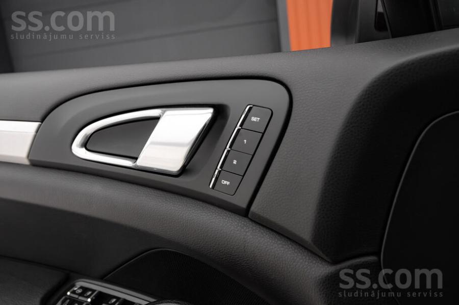 Pelēks Porsche Cayenne 2011 Jelgava, ar dzinēja tilpumu 3.00 L un nobraukumu 293 tūkst. km par 16200 €, foto 20 vietnē AUTOMOTO.COM.LV