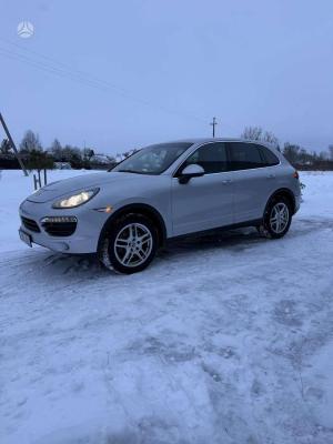 Pelēks Porsche Cayenne 2012 Alīta, ar dzinēja tilpumu 3.60 L un nobraukumu 290 tūkst. km par 9500 €, foto 4 vietnē AUTOMOTO.COM.LV