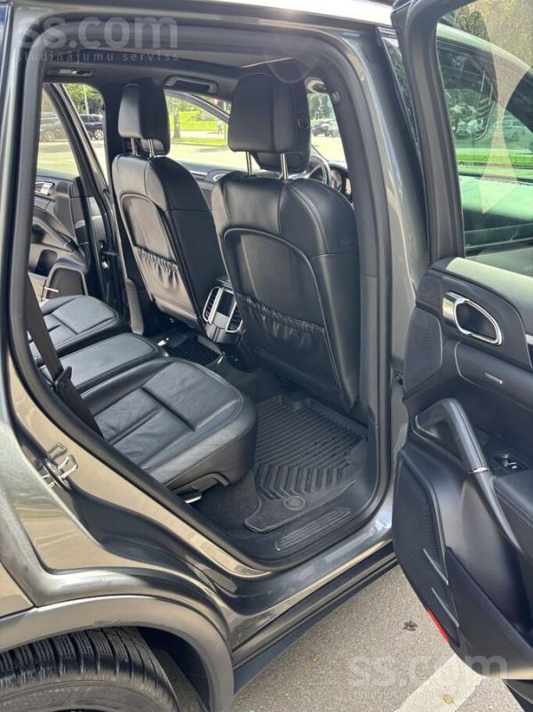 Pelēks Porsche Cayenne 2013 Rīga, ar dzinēja tilpumu 3.00 L un nobraukumu 256 tūkst. km par 20800 €, foto 9 vietnē AUTOMOTO.COM.LV
