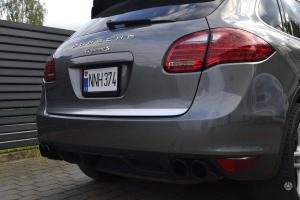 Pelēks Porsche Cayenne 2013 Viļņa, ar dzinēja tilpumu 4.81 L un nobraukumu 205 tūkst. km par 13000 €, foto 12 vietnē AUTOMOTO.COM.LV
