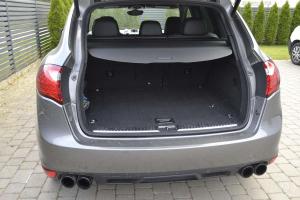 Pelēks Porsche Cayenne 2013 Viļņa, ar dzinēja tilpumu 4.81 L un nobraukumu 205 tūkst. km par 13000 €, foto 31 vietnē AUTOMOTO.COM.LV