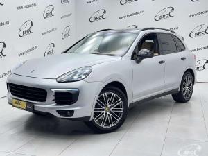 Grey Porsche Cayenne 2015 in Vilnius, with an engine capacity of 2.97 L and mileage of 174 thousand km for 17900 €, photo  on AUTOMOTO.COM.LV