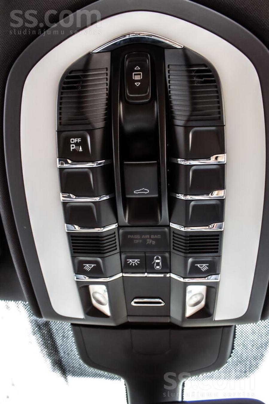 Grey Porsche Cayenne 2015 in Riga, with an engine capacity of 3.00 L and mileage of 0 thousand km for 22900 €, photo 24 on AUTOMOTO.COM.LV