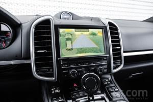 Grey Porsche Cayenne 2015 in Riga, with an engine capacity of 3.00 L and mileage of 180 thousand km for 26000 €, photo 14 on AUTOMOTO.COM.LV