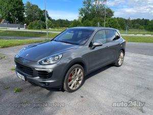 Grey Porsche Cayenne 2015 in Tallinn, with an engine capacity of 3.00 L and mileage of 240 thousand km for 21500 €, photo  on AUTOMOTO.COM.LV