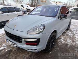 Pelēks Porsche Cayenne 2015 Rīga, ar dzinēja tilpumu 3.60 L un nobraukumu 134 tūkst. km par 36600 €, foto  vietnē AUTOMOTO.COM.LV