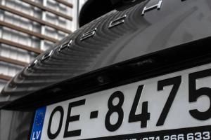 Серый Порше Каен 2015 в Рига, объемом двигателя 3.00 л и пробегом 125 тыс. км за 22900 €, фото 29 на AUTOMOTO.COM.LV