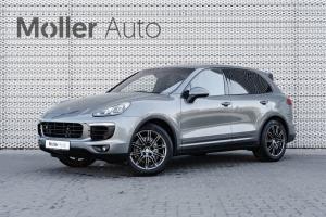 Pelēks Porsche Cayenne 2015 Mārupe, ar dzinēja tilpumu 3.00 L un nobraukumu 180 tūkst. km par 24400 €, foto  vietnē AUTOMOTO.COM.LV