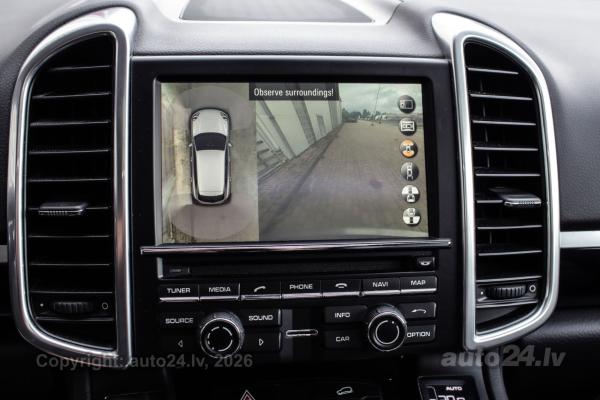 Grey Porsche Cayenne 2015 in Riga, with an engine capacity of 3.00 L and mileage of 125 thousand km for 21900 €, photo 8 on AUTOMOTO.COM.LV