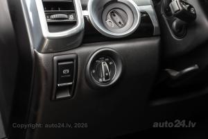 Grey Porsche Cayenne 2015 in Riga, with an engine capacity of 3.00 L and mileage of 125 thousand km for 21900 €, photo 25 on AUTOMOTO.COM.LV