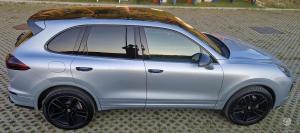 Pelēks Porsche Cayenne 2015 Kauņa, ar dzinēja tilpumu 2.97 L un nobraukumu 150 tūkst. km par 23800 €, foto 4 vietnē AUTOMOTO.COM.LV