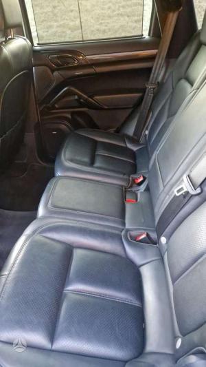 Pelēks Porsche Cayenne 2015 Kauņa, ar dzinēja tilpumu 2.97 L un nobraukumu 150 tūkst. km par 23800 €, foto 12 vietnē AUTOMOTO.COM.LV
