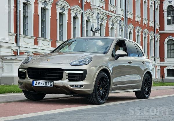 Серый Порше Каен 2015 в Елгава, объемом двигателя 3.60 л и пробегом 220 тыс. км за 22900 €, фото 1 на AUTOMOTO.COM.LV