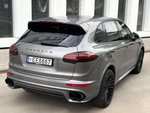 Pelēks Porsche Cayenne 2015 Viļņa, ar dzinēja tilpumu 3.00 L un nobraukumu 208 tūkst. km par 19500 €, foto 5 vietnē AUTOMOTO.COM.LV
