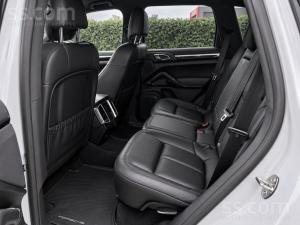 Pelēks Porsche Cayenne 2015 Rīga, ar dzinēja tilpumu 3.00 L un nobraukumu 197 tūkst. km par 23500 €, foto 12 vietnē AUTOMOTO.COM.LV