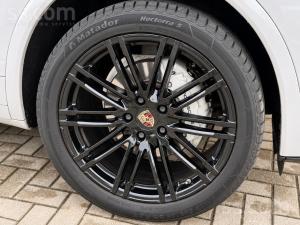 Pelēks Porsche Cayenne 2015 Rīga, ar dzinēja tilpumu 3.00 L un nobraukumu 197 tūkst. km par 23500 €, foto 16 vietnē AUTOMOTO.COM.LV
