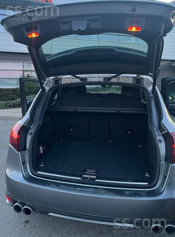 Grey Porsche Cayenne 2016 in Riga, with an engine capacity of 4.20 L and mileage of 255 thousand km for 18900 €, photo 6 on AUTOMOTO.COM.LV