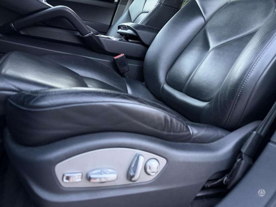 Pelēks Porsche Cayenne 2016 Kauņa, ar dzinēja tilpumu 3.60 L un nobraukumu 157 tūkst. km par 24000 €, foto 8 vietnē AUTOMOTO.COM.LV