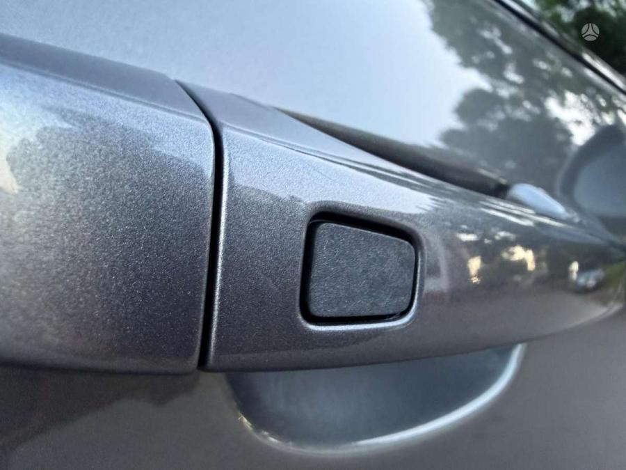 Pelēks Porsche Cayenne 2016 Kauņa, ar dzinēja tilpumu 3.60 L un nobraukumu 157 tūkst. km par 24000 €, foto 32 vietnē AUTOMOTO.COM.LV