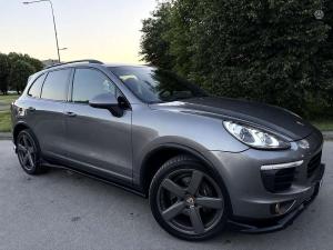 Pelēks Porsche Cayenne 2016 Kauņa, ar dzinēja tilpumu 3.60 L un nobraukumu 157 tūkst. km par 24000 €, foto 34 vietnē AUTOMOTO.COM.LV