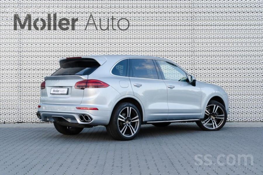 Pelēks Porsche Cayenne 2017 Rīga, ar dzinēja tilpumu 3.00 L un nobraukumu 70 tūkst. km par 34850 €, foto 5 vietnē AUTOMOTO.COM.LV