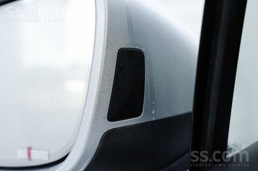 Pelēks Porsche Cayenne 2017 Rīga, ar dzinēja tilpumu 3.00 L un nobraukumu 70 tūkst. km par 34850 €, foto 12 vietnē AUTOMOTO.COM.LV