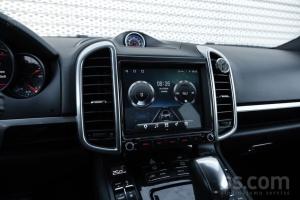Pelēks Porsche Cayenne 2017 Rīga, ar dzinēja tilpumu 3.00 L un nobraukumu 70 tūkst. km par 34850 €, foto 19 vietnē AUTOMOTO.COM.LV