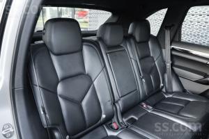 Pelēks Porsche Cayenne 2017 Rīga, ar dzinēja tilpumu 3.00 L un nobraukumu 70 tūkst. km par 34850 €, foto 24 vietnē AUTOMOTO.COM.LV