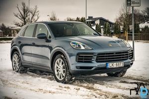 Pelēks Porsche Cayenne 2018 Rīga, ar dzinēja tilpumu 3.00 L un nobraukumu 90 tūkst. km par 42990 €, foto 3 vietnē AUTOMOTO.COM.LV