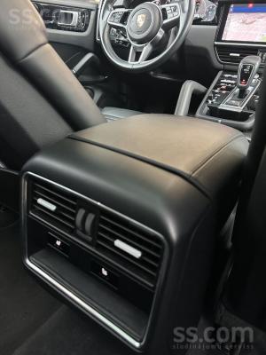 Pelēks Porsche Cayenne 2019 Rīga, ar dzinēja tilpumu 3.00 L un nobraukumu 77 tūkst. km par 53000 €, foto 11 vietnē AUTOMOTO.COM.LV