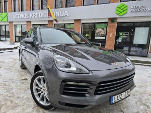 Pelēks Porsche Cayenne 2019 Utena, ar dzinēja tilpumu 2.89 L un nobraukumu 204 tūkst. km par 42500 €, foto  vietnē AUTOMOTO.COM.LV