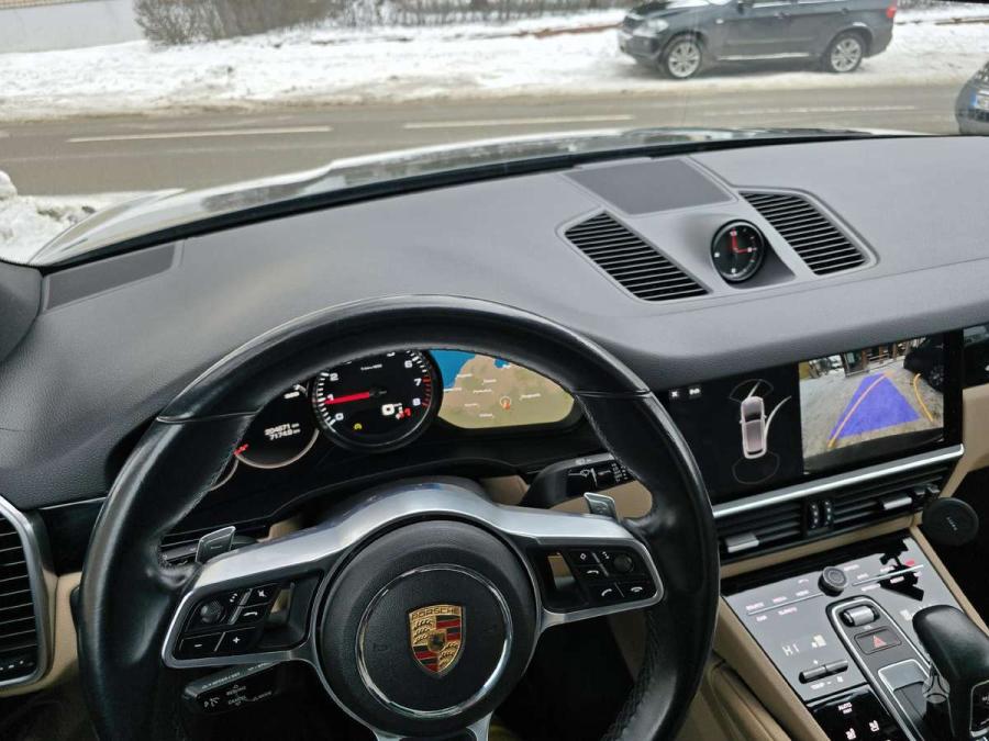 Pelēks Porsche Cayenne 2019 Utena, ar dzinēja tilpumu 2.89 L un nobraukumu 204 tūkst. km par 42500 €, foto 25 vietnē AUTOMOTO.COM.LV