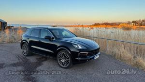 Grey Porsche Cayenne 2019 in Tallinn, with an engine capacity of 3.00 L and mileage of 106 thousand km for 48900 €, photo  on AUTOMOTO.COM.LV