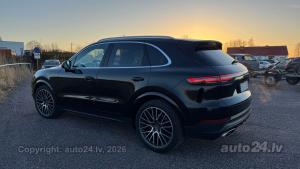 Grey Porsche Cayenne 2019 in Tallinn, with an engine capacity of 3.00 L and mileage of 106 thousand km for 48900 €, photo 5 on AUTOMOTO.COM.LV