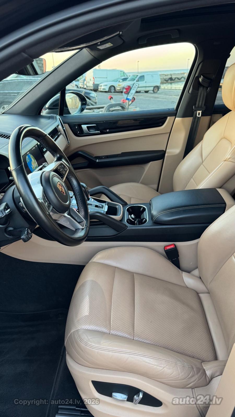 Grey Porsche Cayenne 2019 in Tallinn, with an engine capacity of 3.00 L and mileage of 106 thousand km for 48900 €, photo 9 on AUTOMOTO.COM.LV