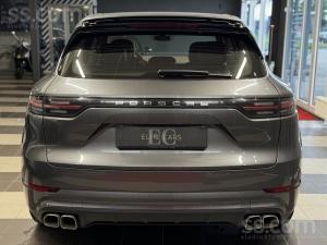 Pelēks Porsche Cayenne 2019 Rīga, ar dzinēja tilpumu 4.00 L un nobraukumu 164 tūkst. km par 54990 €, foto 6 vietnē AUTOMOTO.COM.LV