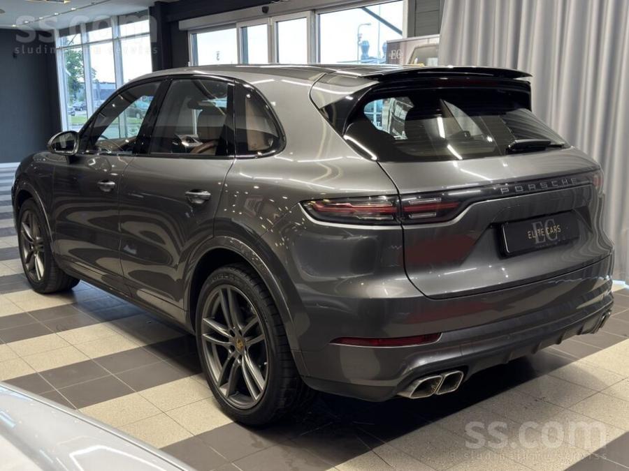 Pelēks Porsche Cayenne 2019 Rīga, ar dzinēja tilpumu 4.00 L un nobraukumu 164 tūkst. km par 54990 €, foto 7 vietnē AUTOMOTO.COM.LV
