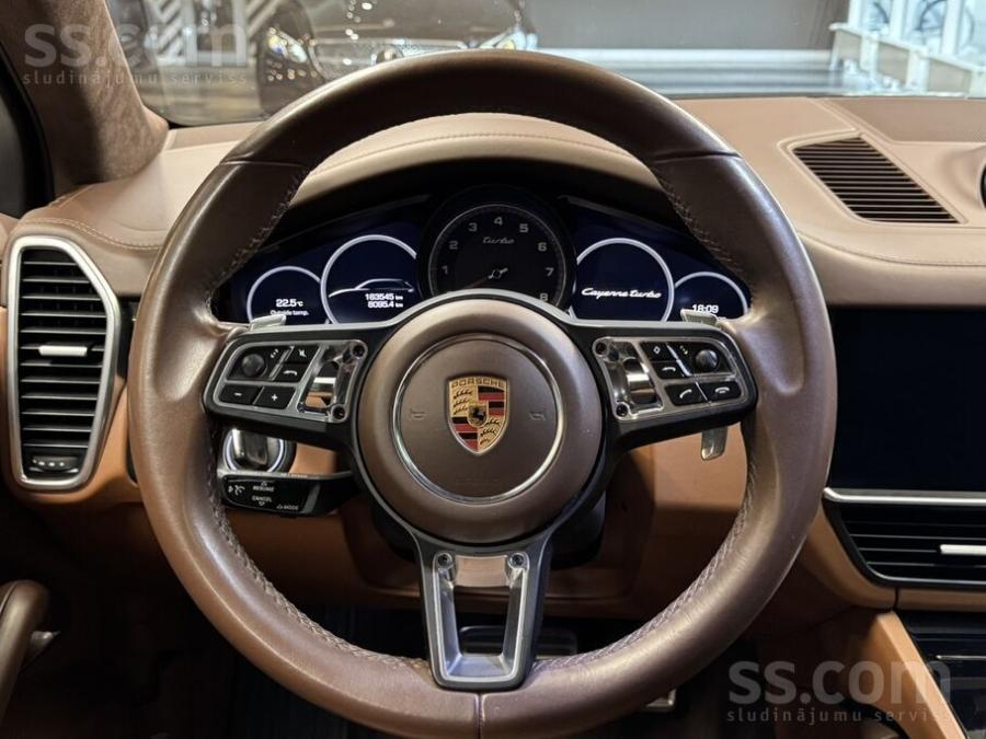 Pelēks Porsche Cayenne 2019 Rīga, ar dzinēja tilpumu 4.00 L un nobraukumu 164 tūkst. km par 54990 €, foto 19 vietnē AUTOMOTO.COM.LV