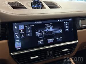 Pelēks Porsche Cayenne 2019 Rīga, ar dzinēja tilpumu 4.00 L un nobraukumu 164 tūkst. km par 54990 €, foto 24 vietnē AUTOMOTO.COM.LV