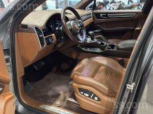 Pelēks Porsche Cayenne 2019 Rīga, ar dzinēja tilpumu 4.00 L un nobraukumu 164 tūkst. km par 46990 €, foto 9 vietnē AUTOMOTO.COM.LV