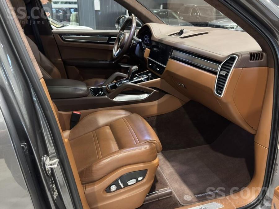 Pelēks Porsche Cayenne 2019 Rīga, ar dzinēja tilpumu 4.00 L un nobraukumu 164 tūkst. km par 46990 €, foto 11 vietnē AUTOMOTO.COM.LV