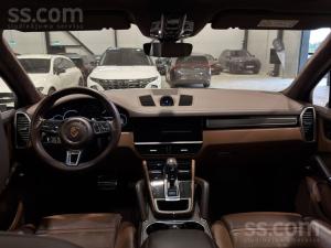 Pelēks Porsche Cayenne 2019 Rīga, ar dzinēja tilpumu 4.00 L un nobraukumu 164 tūkst. km par 46990 €, foto 12 vietnē AUTOMOTO.COM.LV